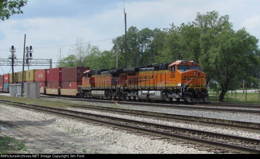 BNSF 5388